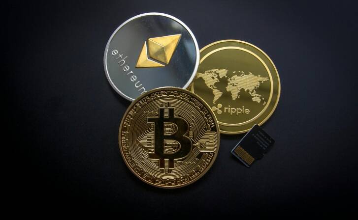Top 7 Crypto Invoicing Apps - FinanceFeeds