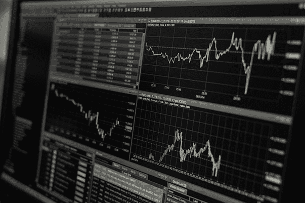 Oil and Gold in 2026: Elev8 Broker Maps Commodity Market Scenarios ...