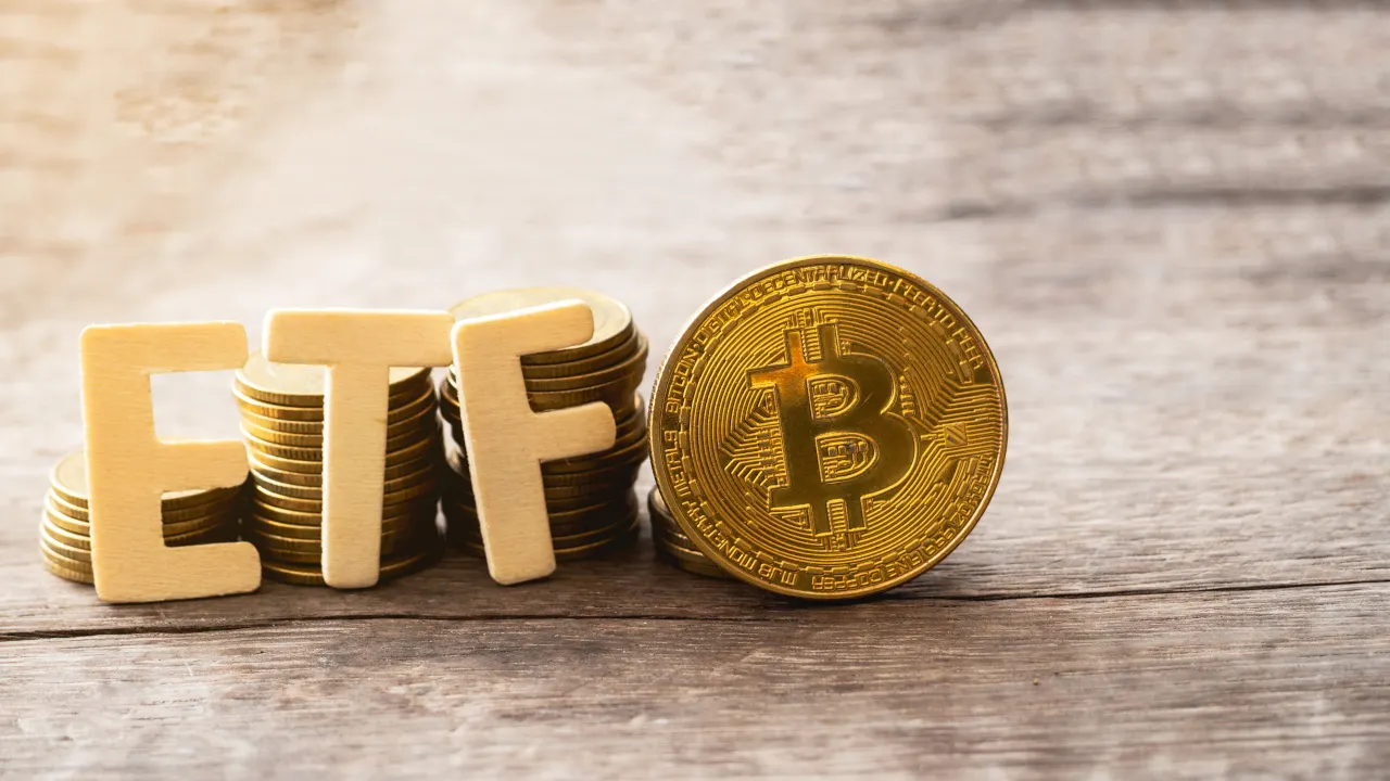 US Spot Bitcoin ETFs Draw $467 Million in Daily Inflows as ...